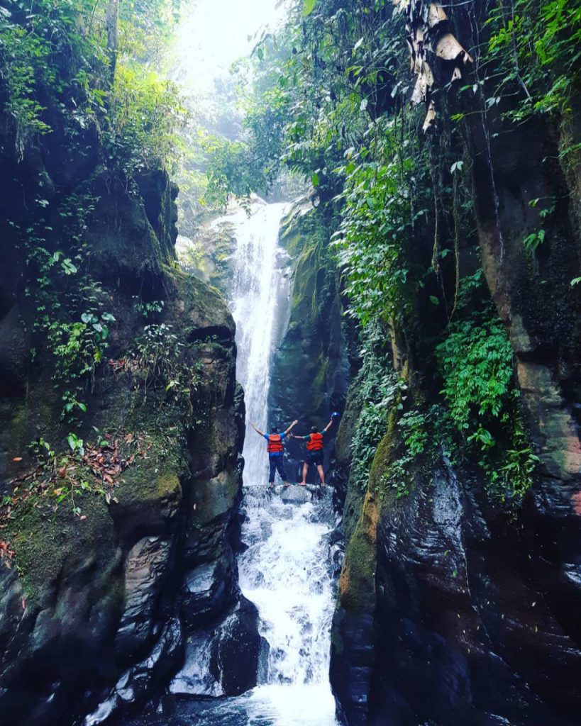 Tempat Wisata Air Terjun Curug Naga Tujuan Liburan Selanjutnya!