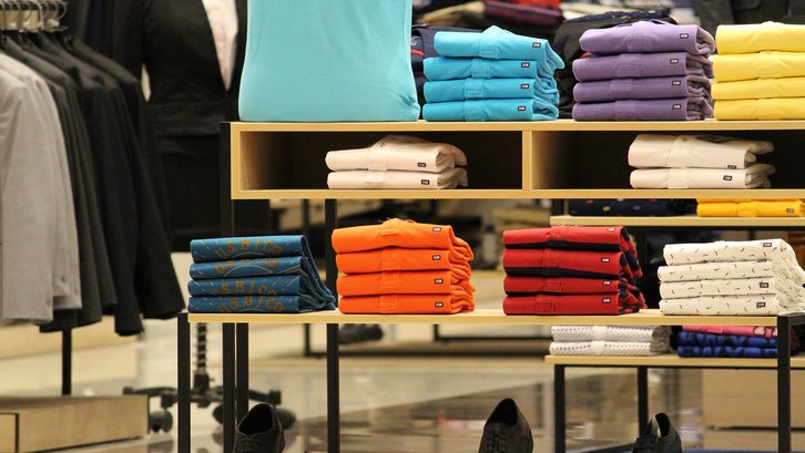 Mengenal Bahan Polyester, Jenis, Kelebihan, dan Kekurangannya